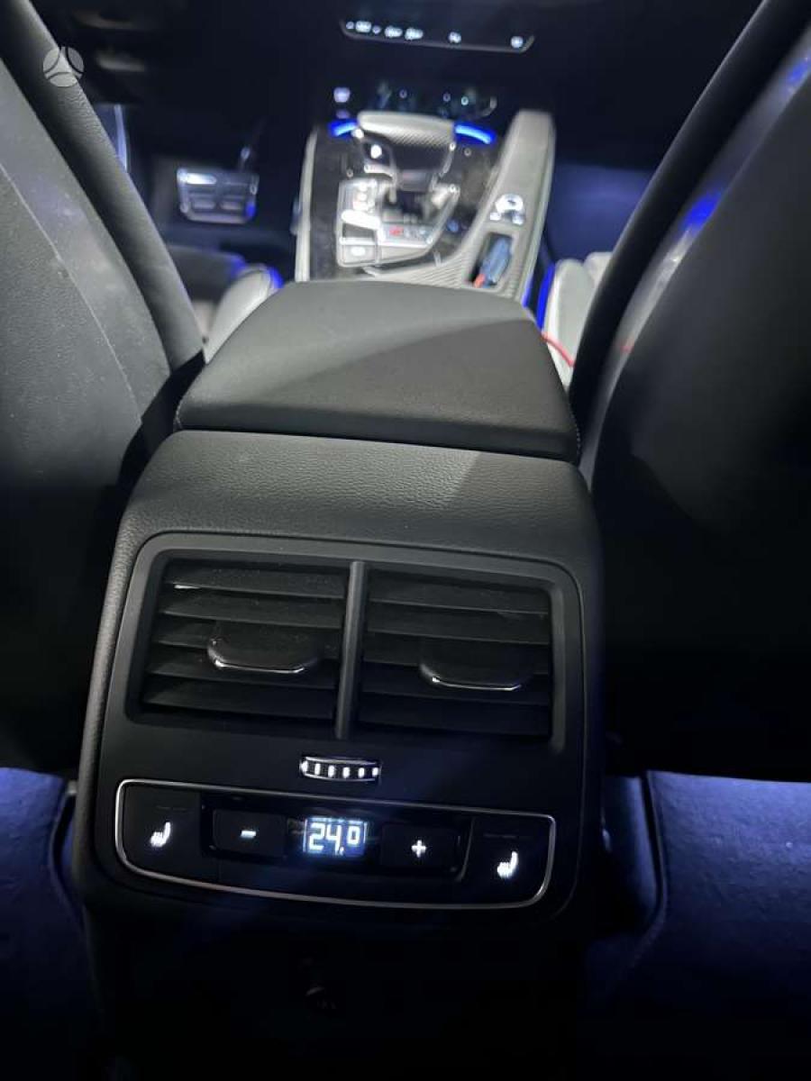 Sarkans Audi RS4 2020 Viļņa, ar dzinēja tilpumu 2.89 L un nobraukumu 88 tūkst. km par 56500 €, foto 17 vietnē AUTOMOTO.COM.LV