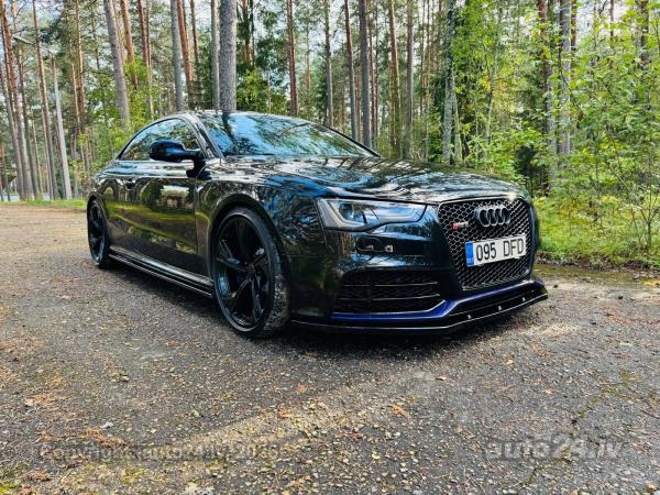 Melns Audi RS5 2013 Tartu, ar dzinēja tilpumu 4.20 L un nobraukumu 165 tūkst. km par 22900 €, foto 1 vietnē AUTOMOTO.COM.LV
