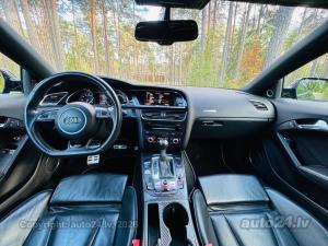 Melns Audi RS5 2013 Tartu, ar dzinēja tilpumu 4.20 L un nobraukumu 165 tūkst. km par 22900 €, foto 10 vietnē AUTOMOTO.COM.LV