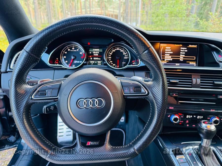 Melns Audi RS5 2013 Tartu, ar dzinēja tilpumu 4.20 L un nobraukumu 165 tūkst. km par 22900 €, foto 11 vietnē AUTOMOTO.COM.LV