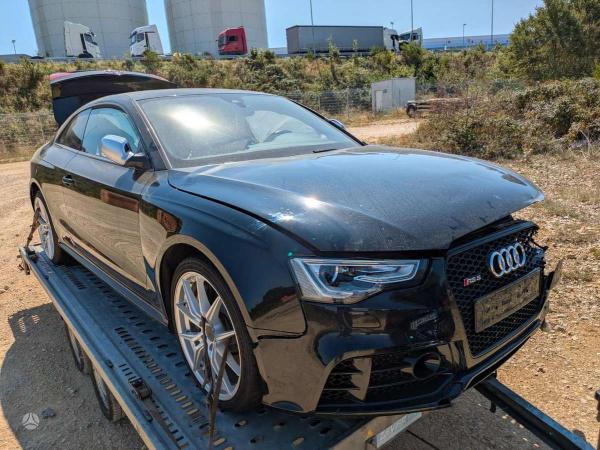 Black Audi RS5 2014 in Panevezys, with an engine capacity of 4.16 L and mileage of 170 thousand km for 12500 €, photo 1 on AUTOMOTO.COM.LV
