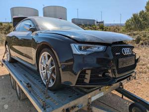 Melns Audi RS5 2014 Panevēža, ar dzinēja tilpumu 4.16 L un nobraukumu 170 tūkst. km par 12500 €, foto 3 vietnē AUTOMOTO.COM.LV