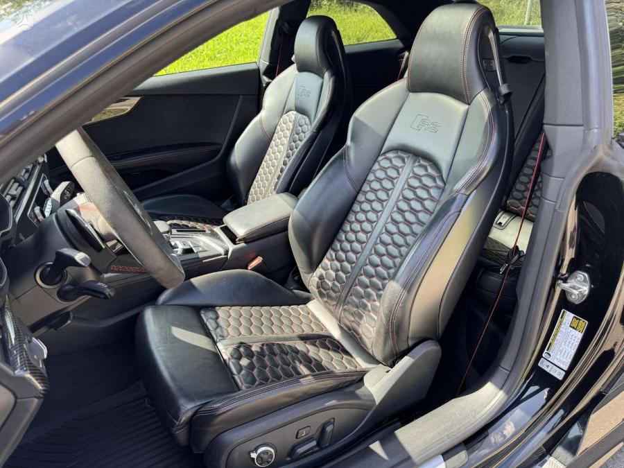 Melns Audi RS5 2018 Alīta, ar dzinēja tilpumu 2.89 L un nobraukumu 89 tūkst. km par 45500 €, foto 13 vietnē AUTOMOTO.COM.LV