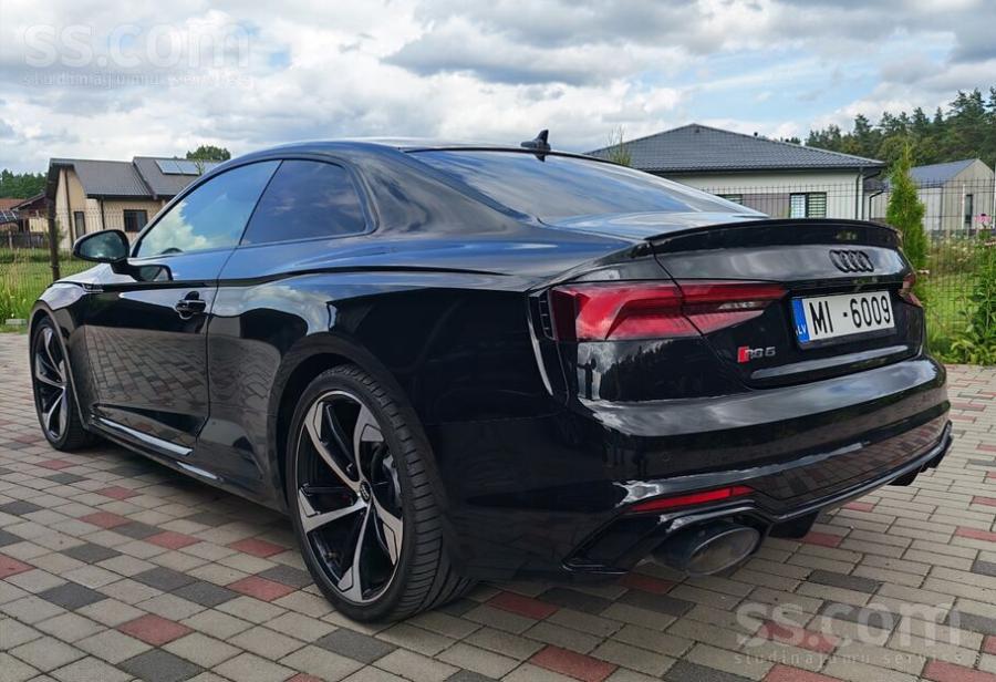Melns Audi RS5 2019 Rīga, ar dzinēja tilpumu 2.90 L un nobraukumu 82 tūkst. km par 43000 €, foto 5 vietnē AUTOMOTO.COM.LV
