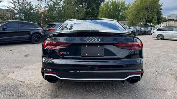 Black Audi RS5 2019 in Ukmerge, with an engine capacity of 2.89 L and mileage of 32 thousand km for 35999 €, photo 7 on AUTOMOTO.COM.LV