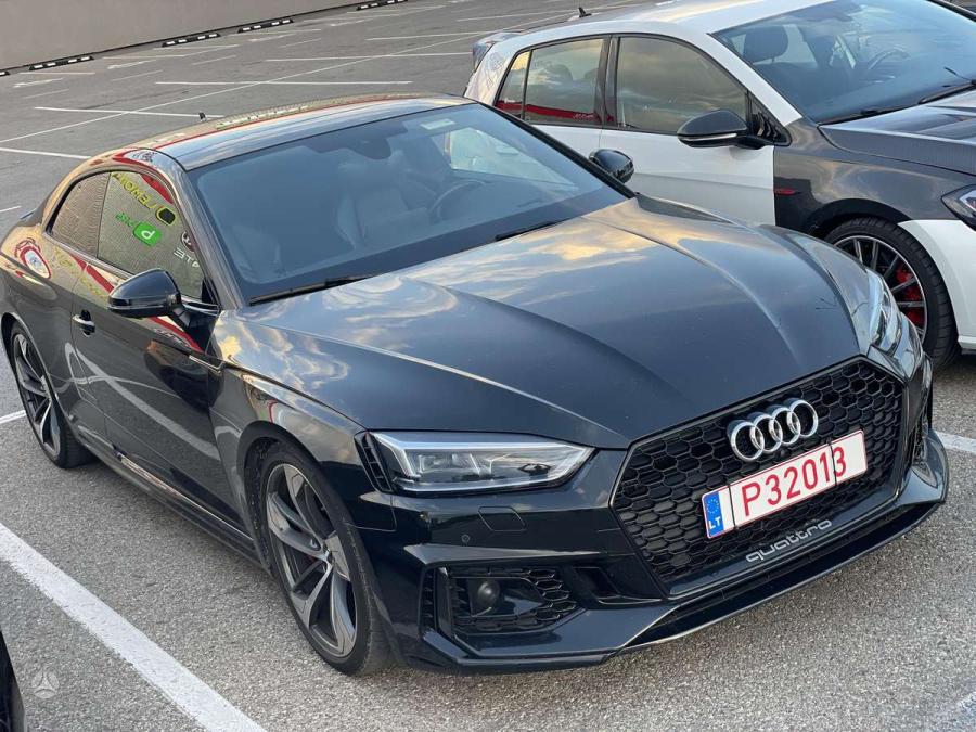Black Audi RS5 2019 in Kaunas, with an engine capacity of 2.89 L and mileage of 98 thousand km for 42499 €, photo 1 on AUTOMOTO.COM.LV