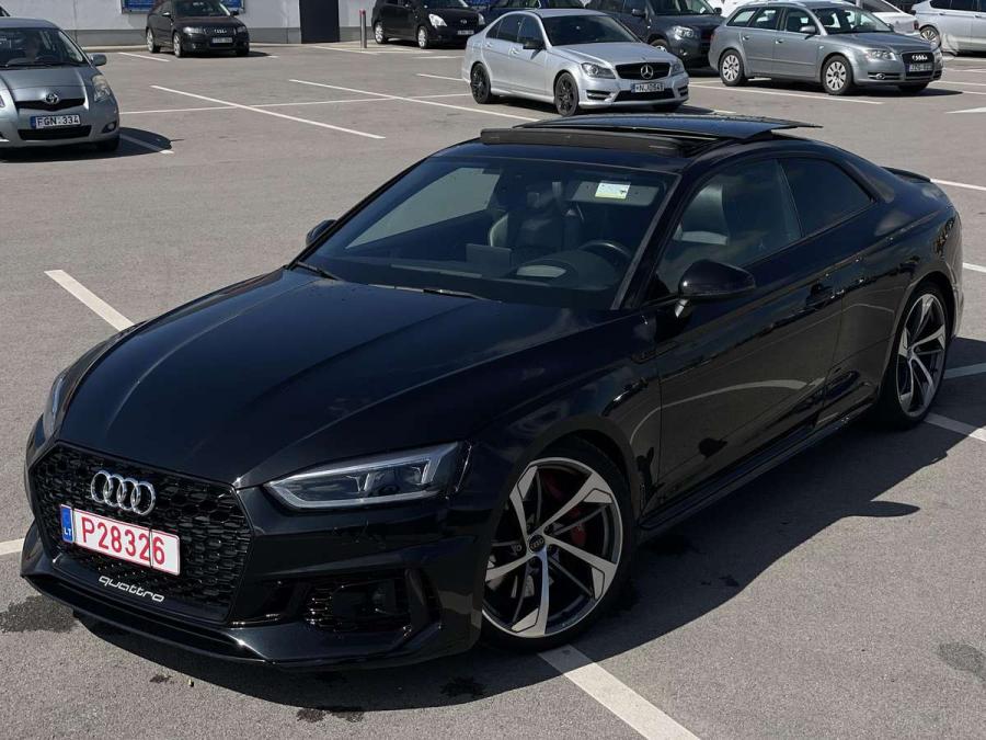 Black Audi RS5 2019 in Kaunas, with an engine capacity of 2.89 L and mileage of 98 thousand km for 42499 €, photo 3 on AUTOMOTO.COM.LV