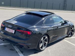 Black Audi RS5 2019 in Kaunas, with an engine capacity of 2.89 L and mileage of 98 thousand km for 42499 €, photo 4 on AUTOMOTO.COM.LV