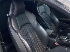 Black Audi RS5 2019 in Kaunas, with an engine capacity of 2.89 L and mileage of 98 thousand km for 42499 €, photo 14 on AUTOMOTO.COM.LV