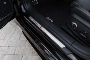Black Audi RS5 2024 in Siauliai, with an engine capacity of 2.89 L and mileage of 25 thousand km for 60999 €, photo 21 on AUTOMOTO.COM.LV
