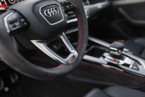 Black Audi RS5 2024 in Siauliai, with an engine capacity of 2.89 L and mileage of 25 thousand km for 60999 €, photo 22 on AUTOMOTO.COM.LV