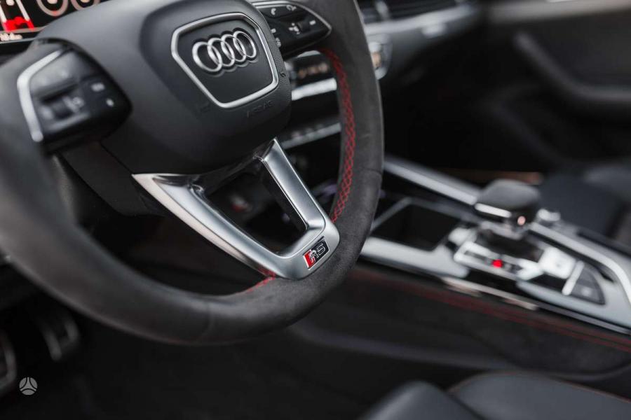 Black Audi RS5 2024 in Siauliai, with an engine capacity of 2.89 L and mileage of 25 thousand km for 60999 €, photo 22 on AUTOMOTO.COM.LV