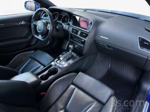 Zils Audi RS5 2013 Rīga, ar dzinēja tilpumu 4.20 L un nobraukumu 118 tūkst. km par 34900 €, foto 6 vietnē AUTOMOTO.COM.LV