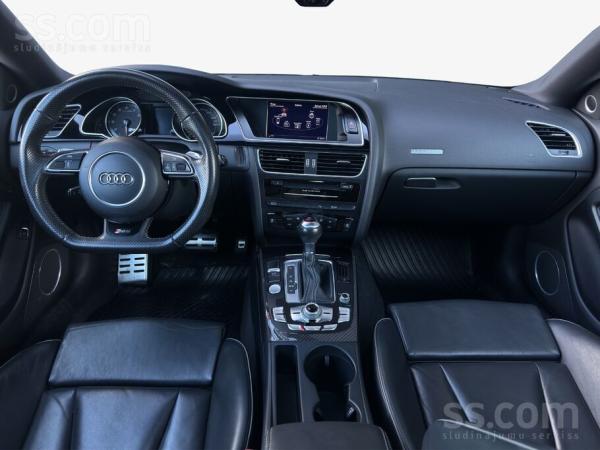 Zils Audi RS5 2013 Rīga, ar dzinēja tilpumu 4.20 L un nobraukumu 118 tūkst. km par 34900 €, foto 8 vietnē AUTOMOTO.COM.LV