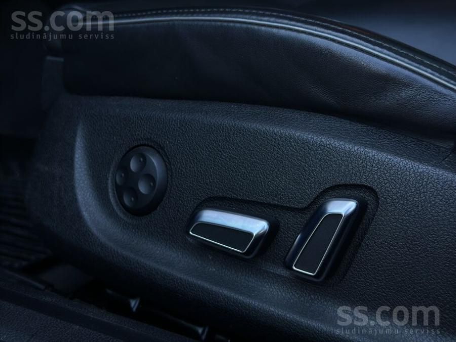 Zils Audi RS5 2013 Rīga, ar dzinēja tilpumu 4.20 L un nobraukumu 118 tūkst. km par 34900 €, foto 14 vietnē AUTOMOTO.COM.LV
