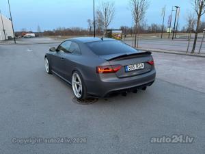 Pelēks Audi RS5 2012 Tallina, ar dzinēja tilpumu 4.20 L un nobraukumu 192 tūkst. km par 38000 €, foto 5 vietnē AUTOMOTO.COM.LV