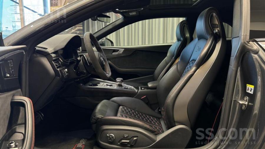 Grey Audi RS5 2017 in Riga, with an engine capacity of 2.90 L and mileage of 57 thousand km for 49000 €, photo 9 on AUTOMOTO.COM.LV