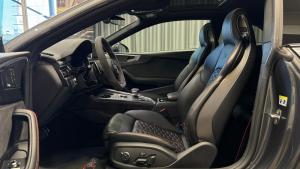 Pelēks Audi RS5 2017 Rīga, ar dzinēja tilpumu 2.90 L un nobraukumu 57 tūkst. km par 49000 €, foto 8 vietnē AUTOMOTO.COM.LV