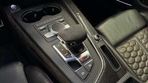 Pelēks Audi RS5 2017 Rīga, ar dzinēja tilpumu 2.90 L un nobraukumu 57 tūkst. km par 49000 €, foto 14 vietnē AUTOMOTO.COM.LV