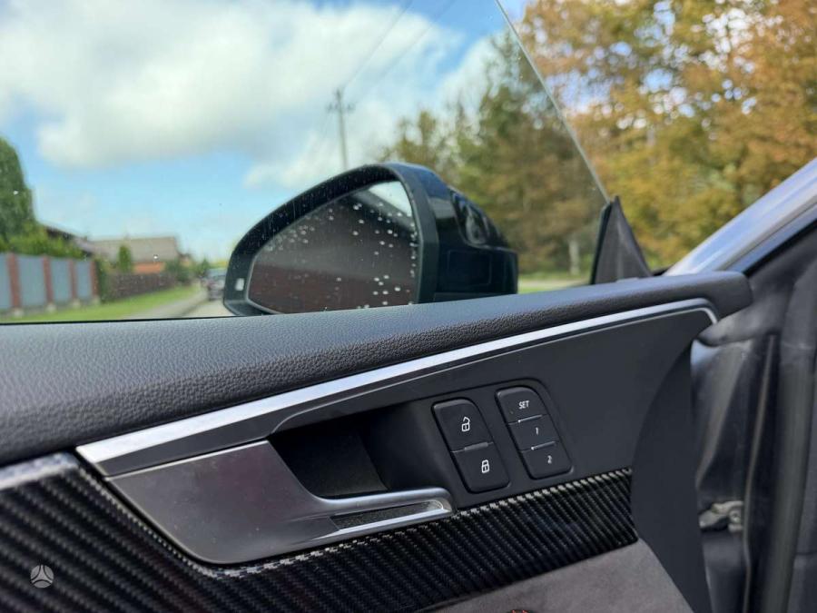 Grey Audi RS5 2018 in Kaunas, with an engine capacity of 2.89 L and mileage of 79 thousand km for 35500 €, photo 28 on AUTOMOTO.COM.LV