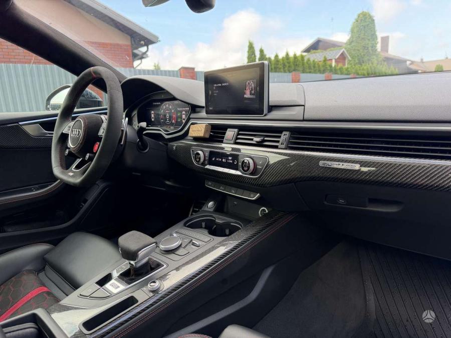 Grey Audi RS5 2018 in Kaunas, with an engine capacity of 2.89 L and mileage of 79 thousand km for 35500 €, photo 31 on AUTOMOTO.COM.LV
