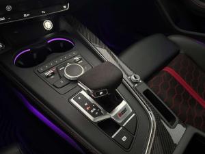 Grey Audi RS5 2018 in Kaunas, with an engine capacity of 2.89 L and mileage of 79 thousand km for 35500 €, photo 38 on AUTOMOTO.COM.LV