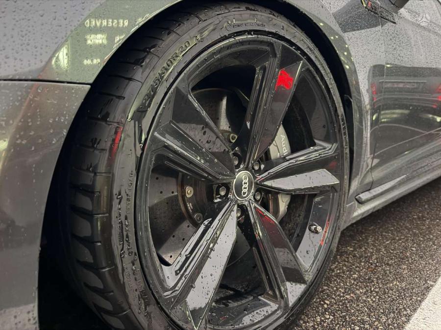 Grey Audi RS5 2018 in Kaunas, with an engine capacity of 2.89 L and mileage of 79 thousand km for 35500 €, photo 42 on AUTOMOTO.COM.LV