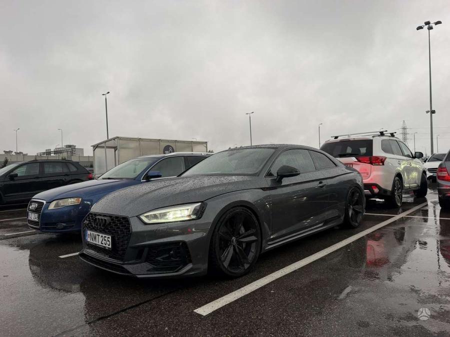 Grey Audi RS5 2018 in Kaunas, with an engine capacity of 2.89 L and mileage of 79 thousand km for 35500 €, photo 46 on AUTOMOTO.COM.LV
