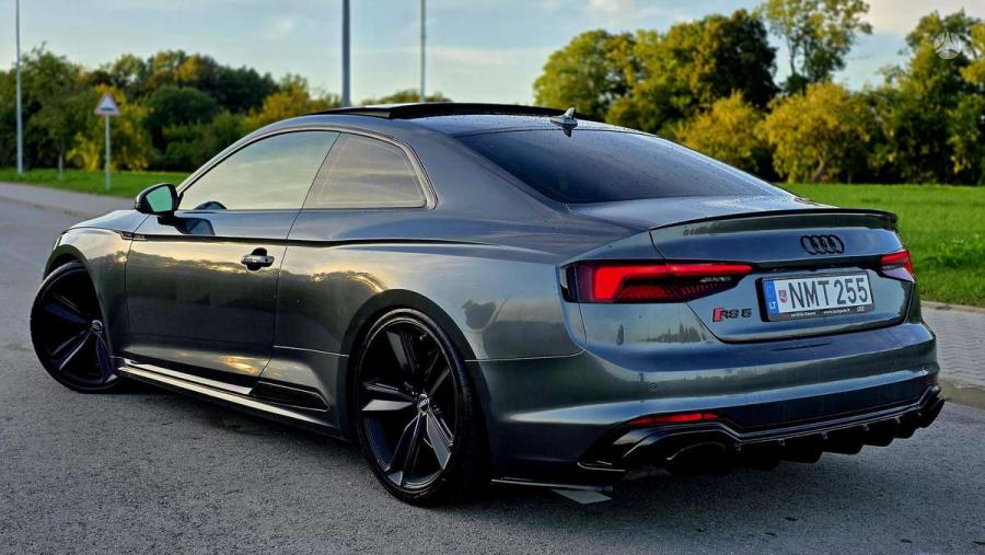 Pelēks Audi RS5 2018 Šauļi, ar dzinēja tilpumu 2.89 L un nobraukumu 81 tūkst. km par 38800 €, foto 3 vietnē AUTOMOTO.COM.LV
