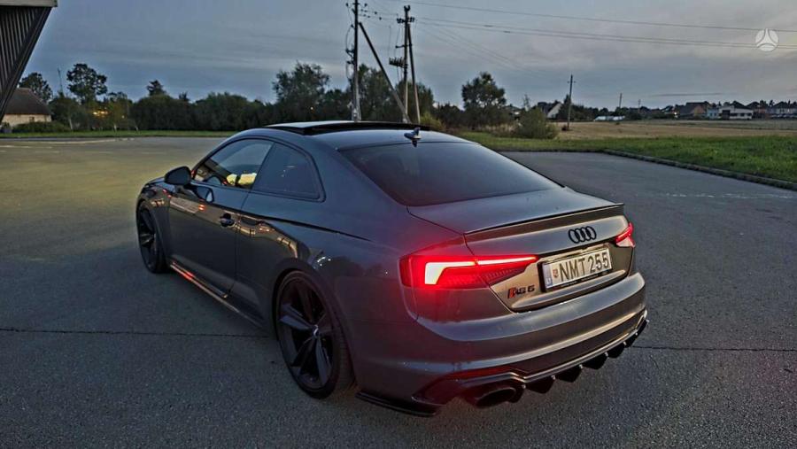 Pelēks Audi RS5 2018 Šauļi, ar dzinēja tilpumu 2.89 L un nobraukumu 81 tūkst. km par 38800 €, foto 58 vietnē AUTOMOTO.COM.LV
