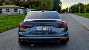 Grey Audi RS5 2018 in Siauliai, with an engine capacity of 2.89 L and mileage of 81 thousand km for 38500 €, photo 20 on AUTOMOTO.COM.LV