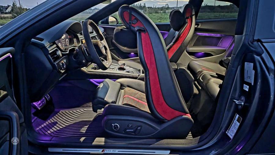 Grey Audi RS5 2018 in Siauliai, with an engine capacity of 2.89 L and mileage of 81 thousand km for 38500 €, photo 26 on AUTOMOTO.COM.LV