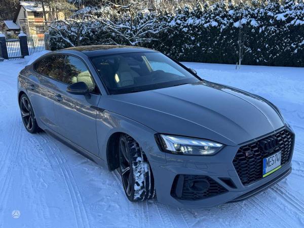 Pelēks Audi RS5 2025 Kauņa, ar dzinēja tilpumu 2.89 L un nobraukumu 14 tūkst. km par 59000 €, foto 2 vietnē AUTOMOTO.COM.LV