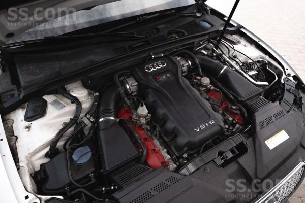 White Audi RS5 2012 in Jelgava, with an engine capacity of 4.20 L and mileage of 141 thousand km for 23400 €, photo 9 on AUTOMOTO.COM.LV