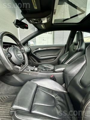 White Audi RS5 2013 in Riga, with an engine capacity of 4.20 L and mileage of 0 thousand km for 17900 €, photo 10 on AUTOMOTO.COM.LV
