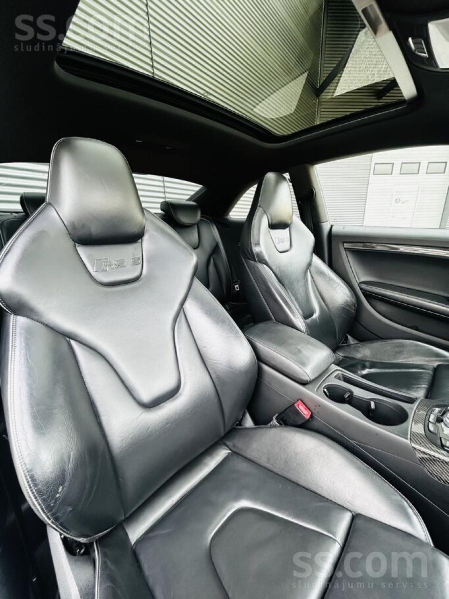 White Audi RS5 2013 in Riga, with an engine capacity of 4.20 L and mileage of 0 thousand km for 17900 €, photo 21 on AUTOMOTO.COM.LV
