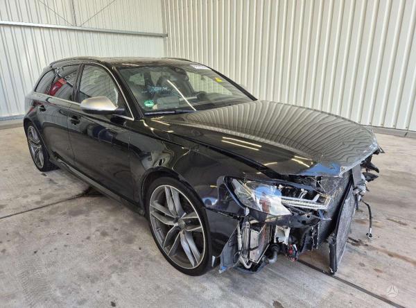 Melns Audi RS6 2017 Klaipėda, ar dzinēja tilpumu 3.99 L un nobraukumu 173 tūkst. km par 14600 €, foto 2 vietnē AUTOMOTO.COM.LV