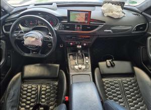 Black Audi RS6 2017 in Klaipeda, with an engine capacity of 3.99 L and mileage of 173 thousand km for 14600 €, photo 6 on AUTOMOTO.COM.LV