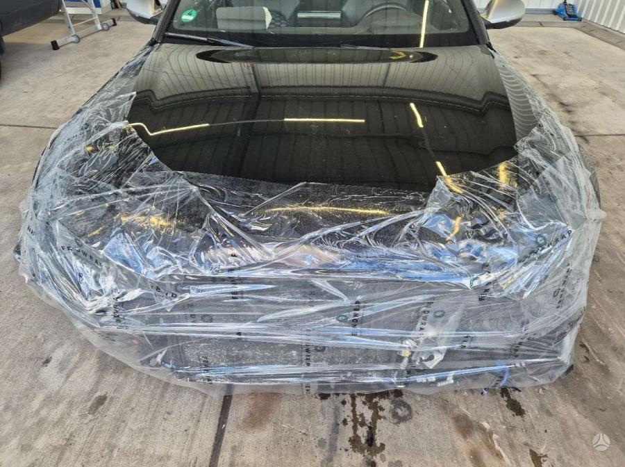 Black Audi RS6 2017 in Klaipeda, with an engine capacity of 3.99 L and mileage of 173 thousand km for 14600 €, photo 19 on AUTOMOTO.COM.LV