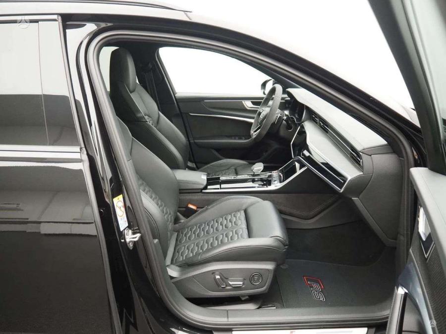 Black Audi RS6 2021 in Vilnius, with an engine capacity of 4.00 L and mileage of 104 thousand km for 75000 €, photo 13 on AUTOMOTO.COM.LV