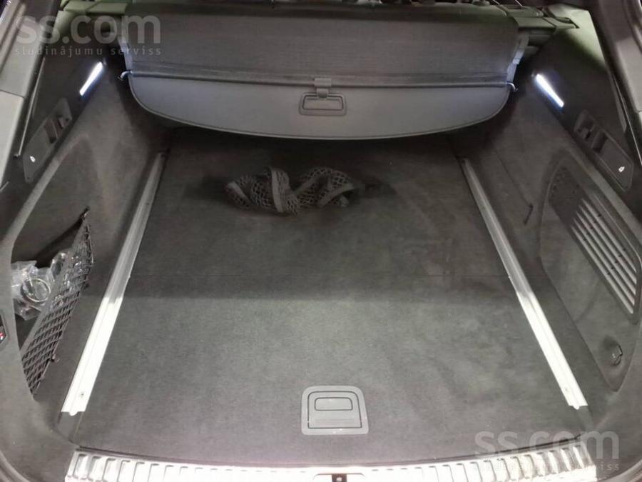 Melns Audi RS6 2025 Rīga, ar dzinēja tilpumu 4.00 L un nobraukumu 16 tūkst. km par 118800 €, foto 16 vietnē AUTOMOTO.COM.LV
