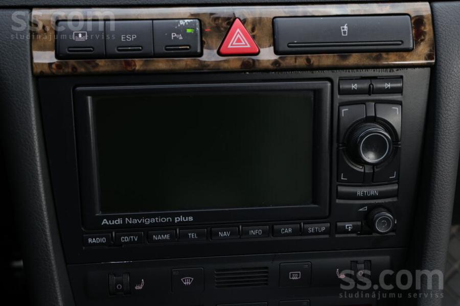 Zils Audi RS6 2003 Tukums, ar dzinēja tilpumu 4.20 L un nobraukumu 340 tūkst. km par 11900 €, foto 22 vietnē AUTOMOTO.COM.LV
