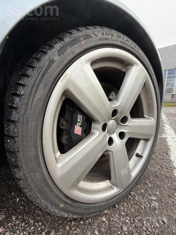 Pelēks Audi RS6 2003 Rīga, ar dzinēja tilpumu 4.20 L un nobraukumu 94 tūkst. km par 19500 €, foto 9 vietnē AUTOMOTO.COM.LV
