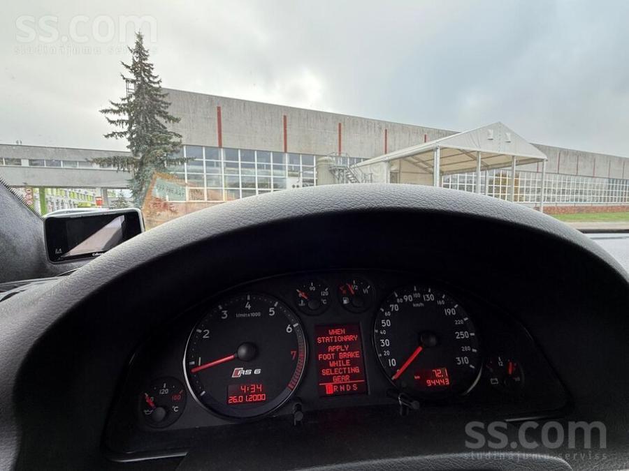 Pelēks Audi RS6 2003 Rīga, ar dzinēja tilpumu 4.20 L un nobraukumu 94 tūkst. km par 19500 €, foto 13 vietnē AUTOMOTO.COM.LV