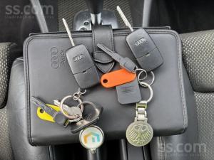 Pelēks Audi RS6 2003 Ogre, ar dzinēja tilpumu 4.20 L un nobraukumu 95 tūkst. km par 21500 €, foto 14 vietnē AUTOMOTO.COM.LV