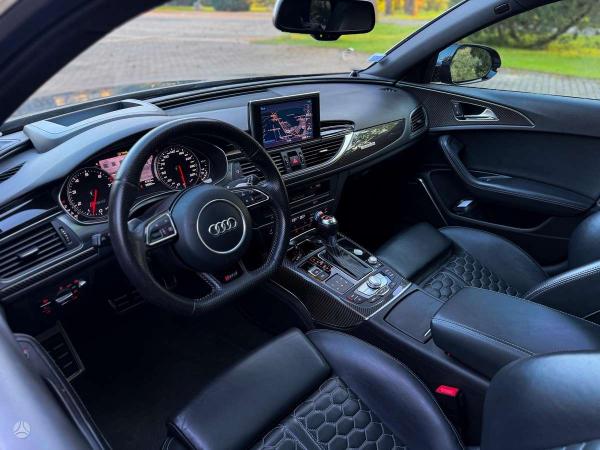 Grey Audi RS6 2013 in Siauliai, with an engine capacity of 4.00 L and mileage of 99 thousand km for 40000 €, photo 3 on AUTOMOTO.COM.LV