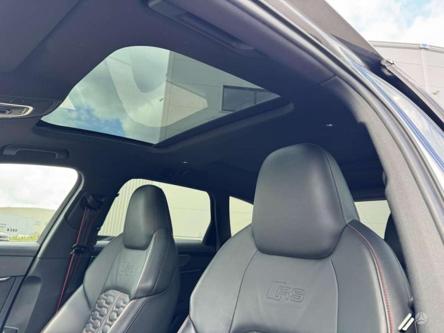 Pelēks Audi RS6 2019 Viļņa, ar dzinēja tilpumu 4.00 L un nobraukumu 90 tūkst. km par 68000 €, foto 12 vietnē AUTOMOTO.COM.LV