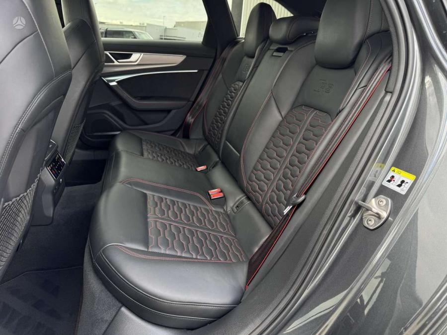 Pelēks Audi RS6 2019 Viļņa, ar dzinēja tilpumu 4.00 L un nobraukumu 90 tūkst. km par 68000 €, foto 17 vietnē AUTOMOTO.COM.LV
