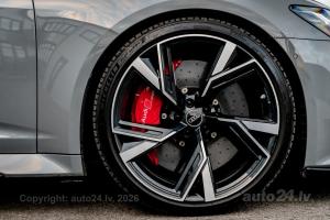 Pelēks Audi RS6 2020 Pērnava, ar dzinēja tilpumu 4.00 L un nobraukumu 116 tūkst. km par 70990 €, foto 13 vietnē AUTOMOTO.COM.LV