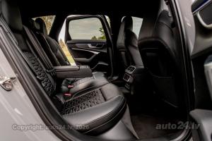 Pelēks Audi RS6 2020 Pērnava, ar dzinēja tilpumu 4.00 L un nobraukumu 116 tūkst. km par 70990 €, foto 17 vietnē AUTOMOTO.COM.LV